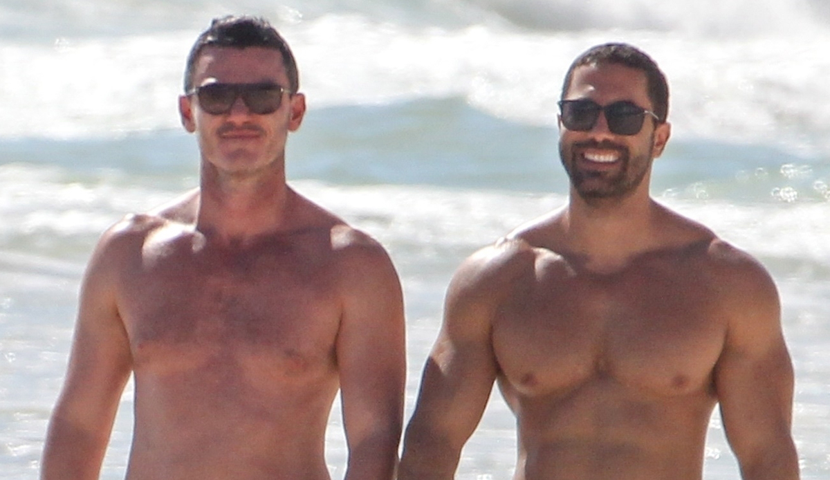 Luke Evans & Boyfriend Victor Turpin Bare Their Shirtless Bodies, Look ...