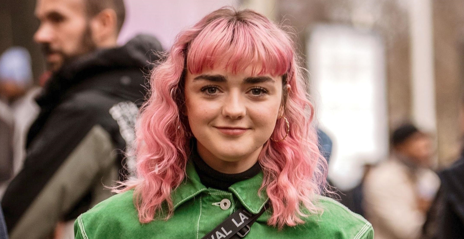 Maisie Williams Shows Off Bright Pink Locks in Paris! | Maisie Williams ...