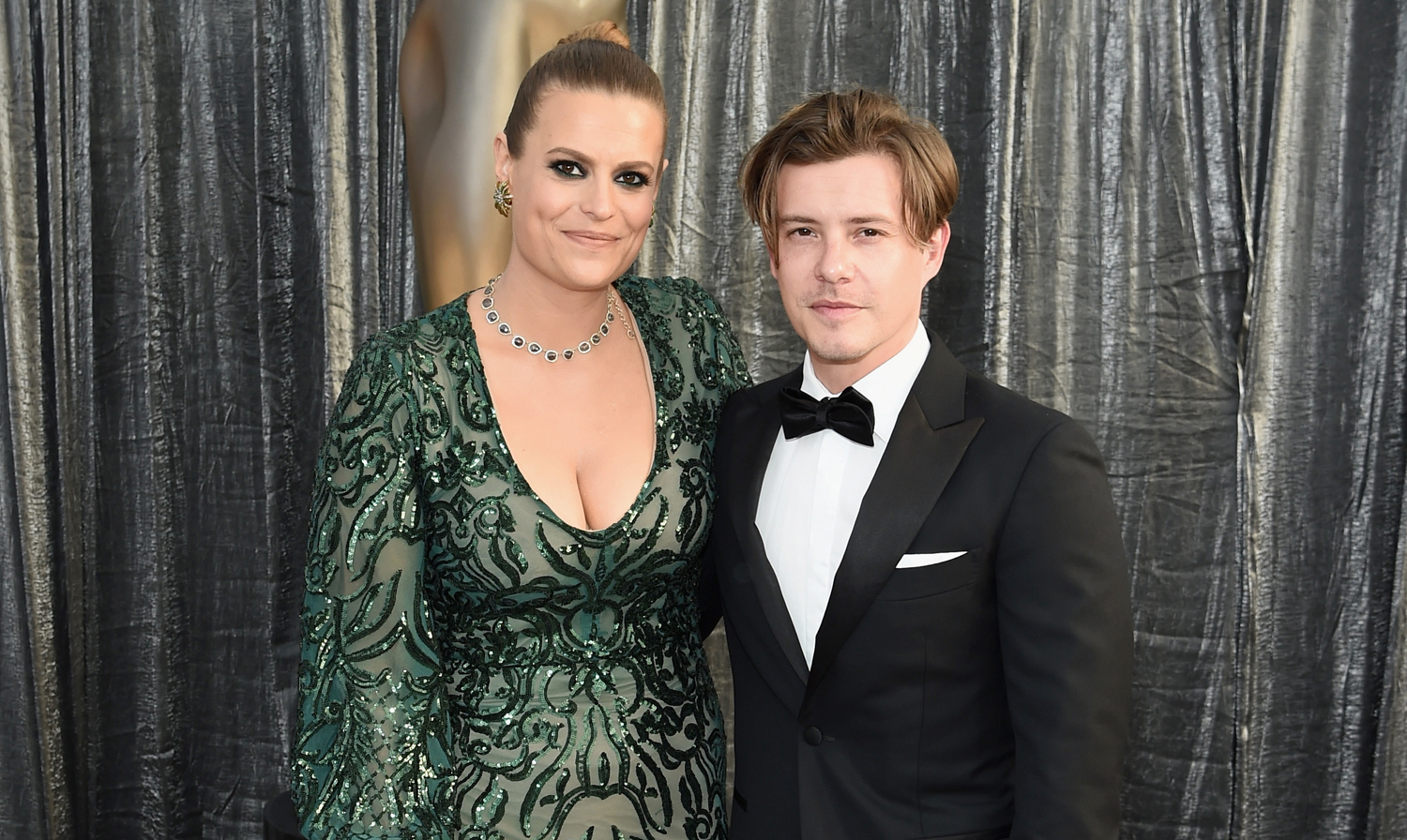 GLOW’s Marianna Palka & Boyfriend Xavier Samuel Couple Up at SAG Awards ...
