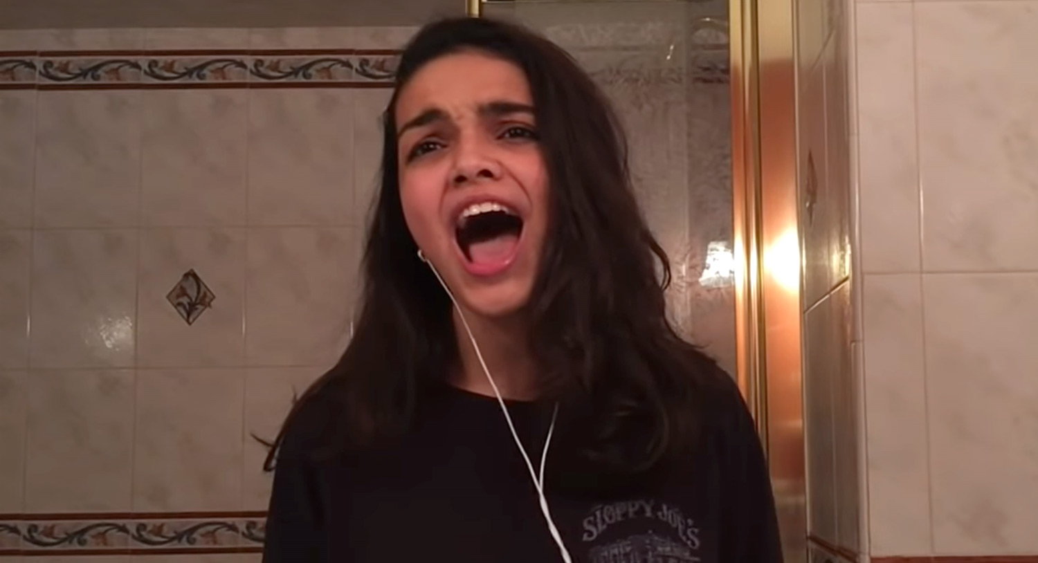 West Side Story’s Rachel Zegler Sings ‘Shallow’ & More Hit Songs ...