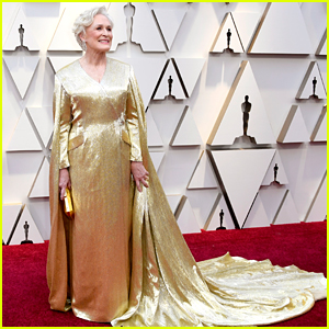 Glenn Close Wears a Gold Cape on Oscars 2019 Red Carpet | 2019 Oscars ...