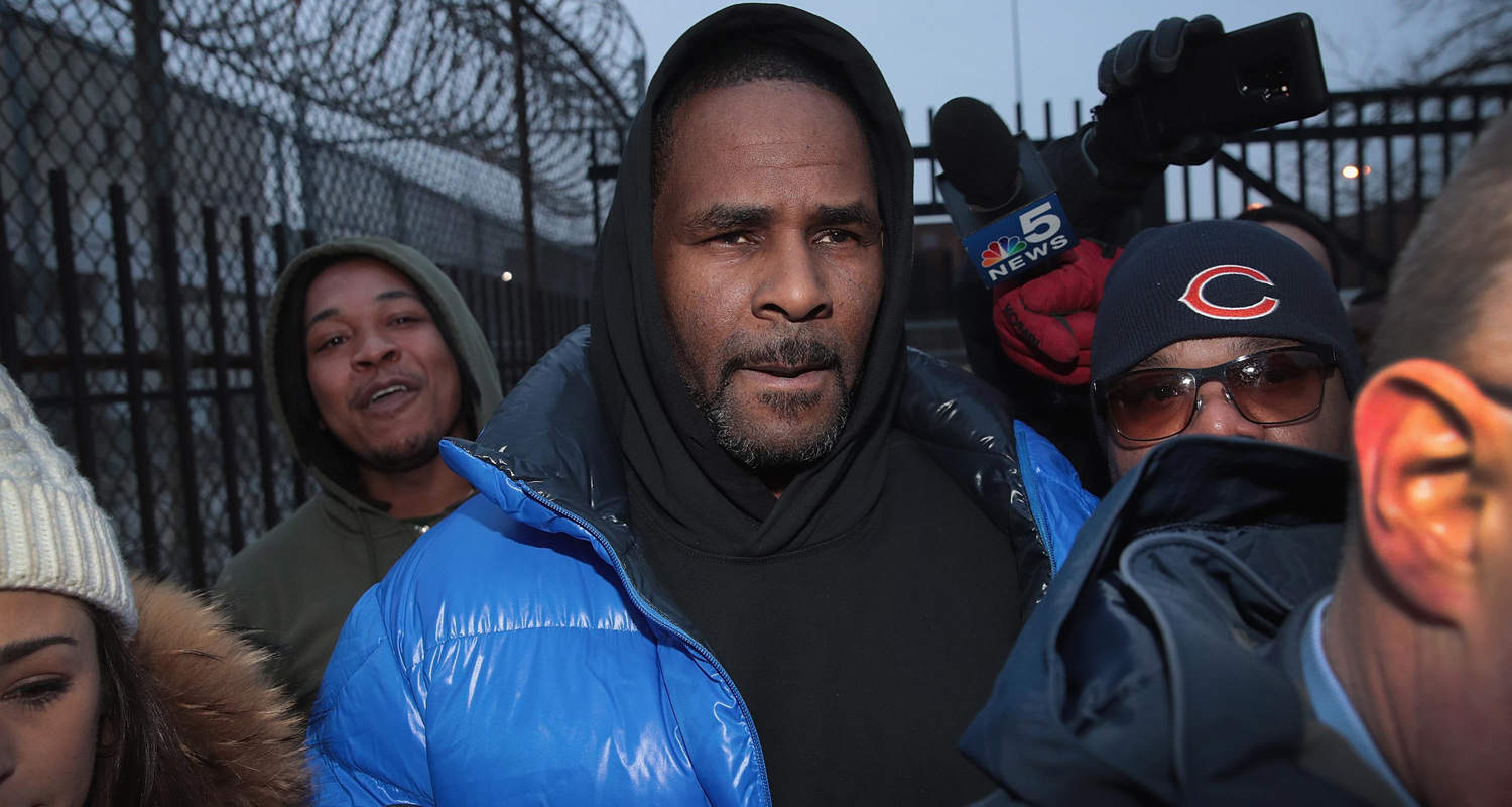 R. Kelly Released From Jail After Posting $100 Thousand Bail | R. Kelly ...