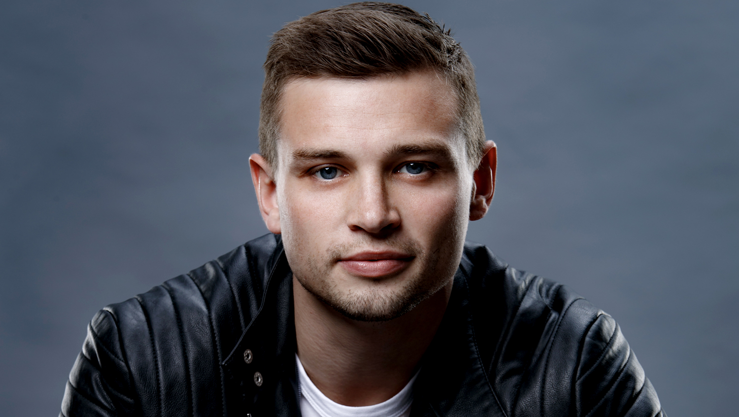 Get to Know ‘Giant Little Ones’ Actor Darren Mann with These 10 Fun ...