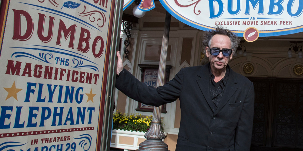 ‘Dumbo’ Director Tim Burton Surprises Guests at Disneyland – Watch a ...