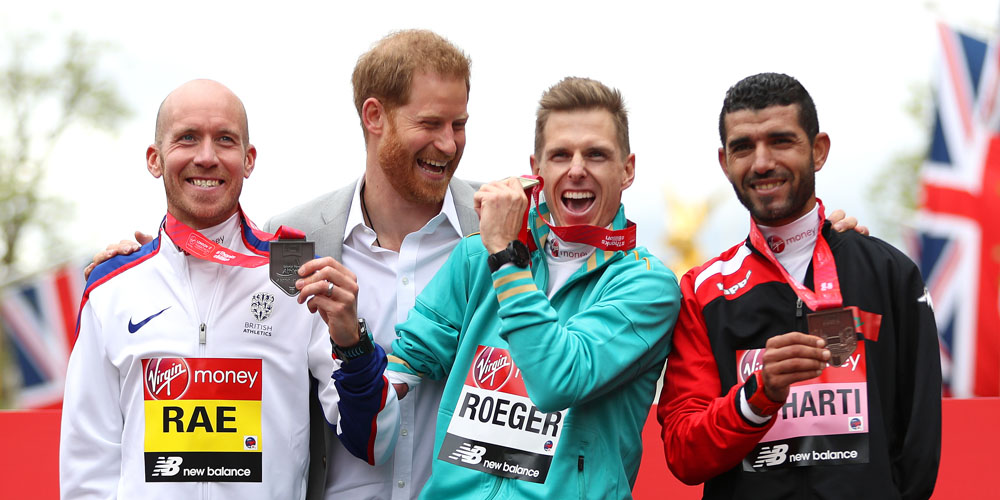 Prince Harry Cheers on Runners at Virgin Money London Marathon 2019 ...