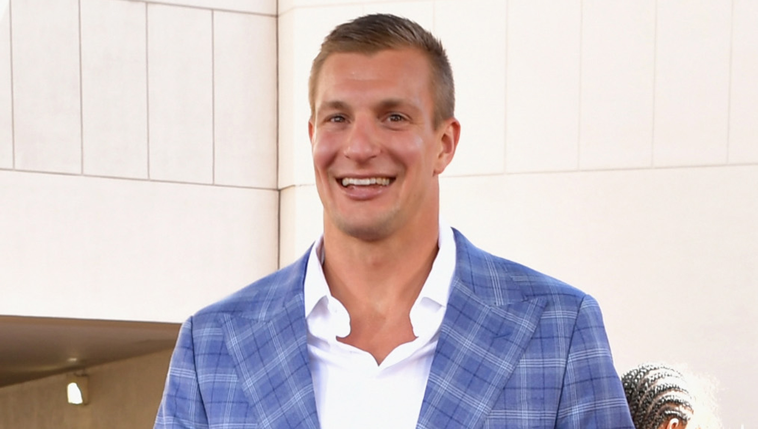 Rob Gronkowski Bares Ripped Shirtless Body During Retirement Party in ...