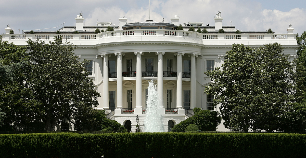 Video Surfaces of Man Setting Himself on Fire at White House | Newsies ...