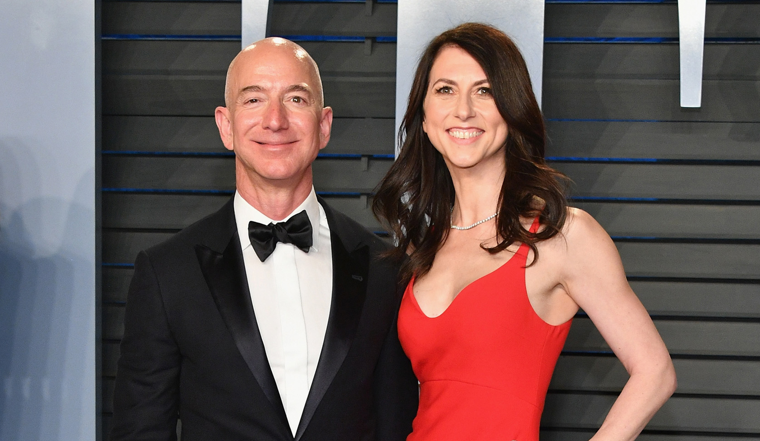 Jeff & MacKenzie Bezos Finalize Divorce & She’s Getting a LOT of Money ...