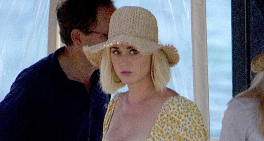 Katy Perry Hops Off Her Yacht for Day Out in Ibiza | Katy Perry ...