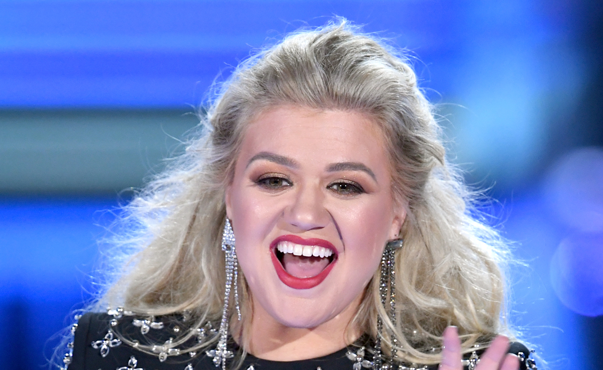 Kelly Clarkson Gives a Tour of ‘Kelly Clarkson Show’ Studio & Set ...