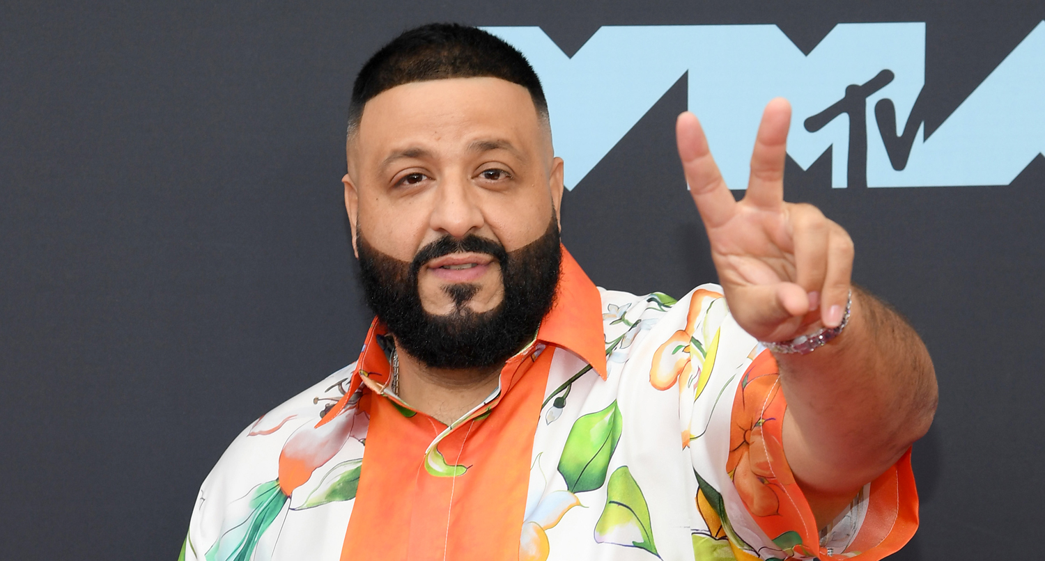 DJ Khaled Throws Up the Peace Sign Arriving at MTV VMAs 2019! | 2019 ...