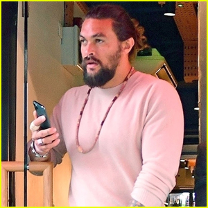 Jason Momoa Rocks Pink Outfit for Lunch in London | Jason Momoa ...