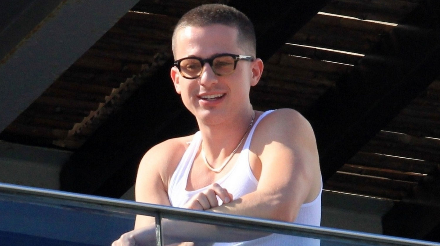 Charlie Puth Waves to Fans from Hotel Balcony in Rio | Chad Smith ...