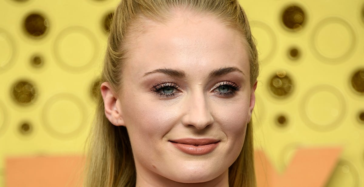 Sophie Turner Gets Trolled By an NFL Team Over ‘Game of Thrones’ Ending ...