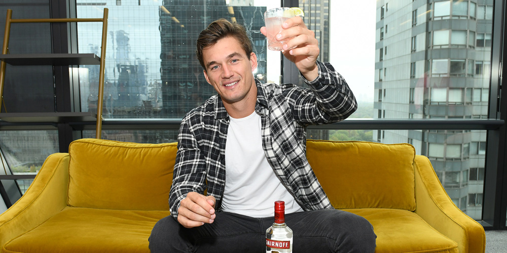 Tyler Cameron Celebrates National Vodka & Taco Day Amid Gigi Hadid ...