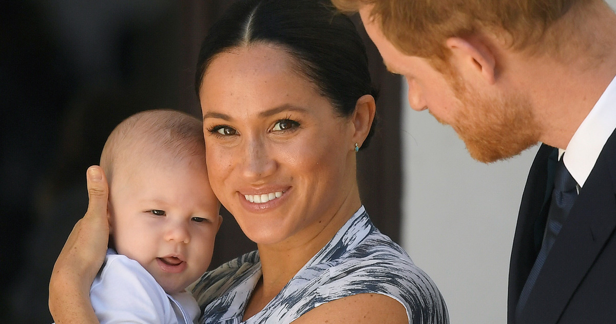 Duchess Meghan Markle & Prince Harry Share Never-Before-Seen Picture of ...