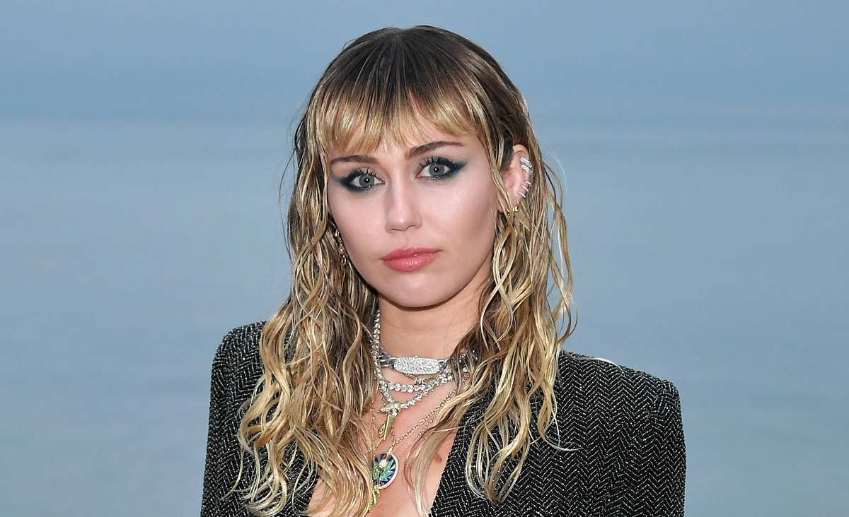 Miley Cyrus Provides Some ‘Clean’ Content for Her Fans | Miley Cyrus ...