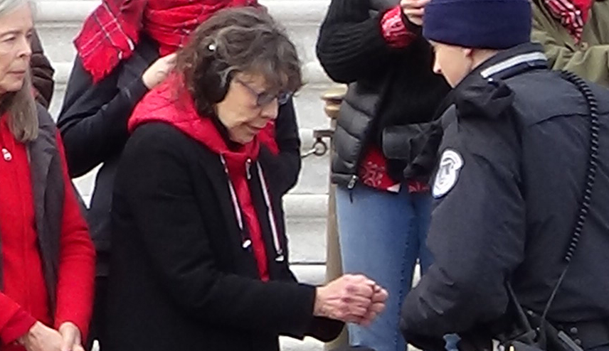 Lily Tomlin Arrested After Protesting with Friend Jane Fonda | Jane ...