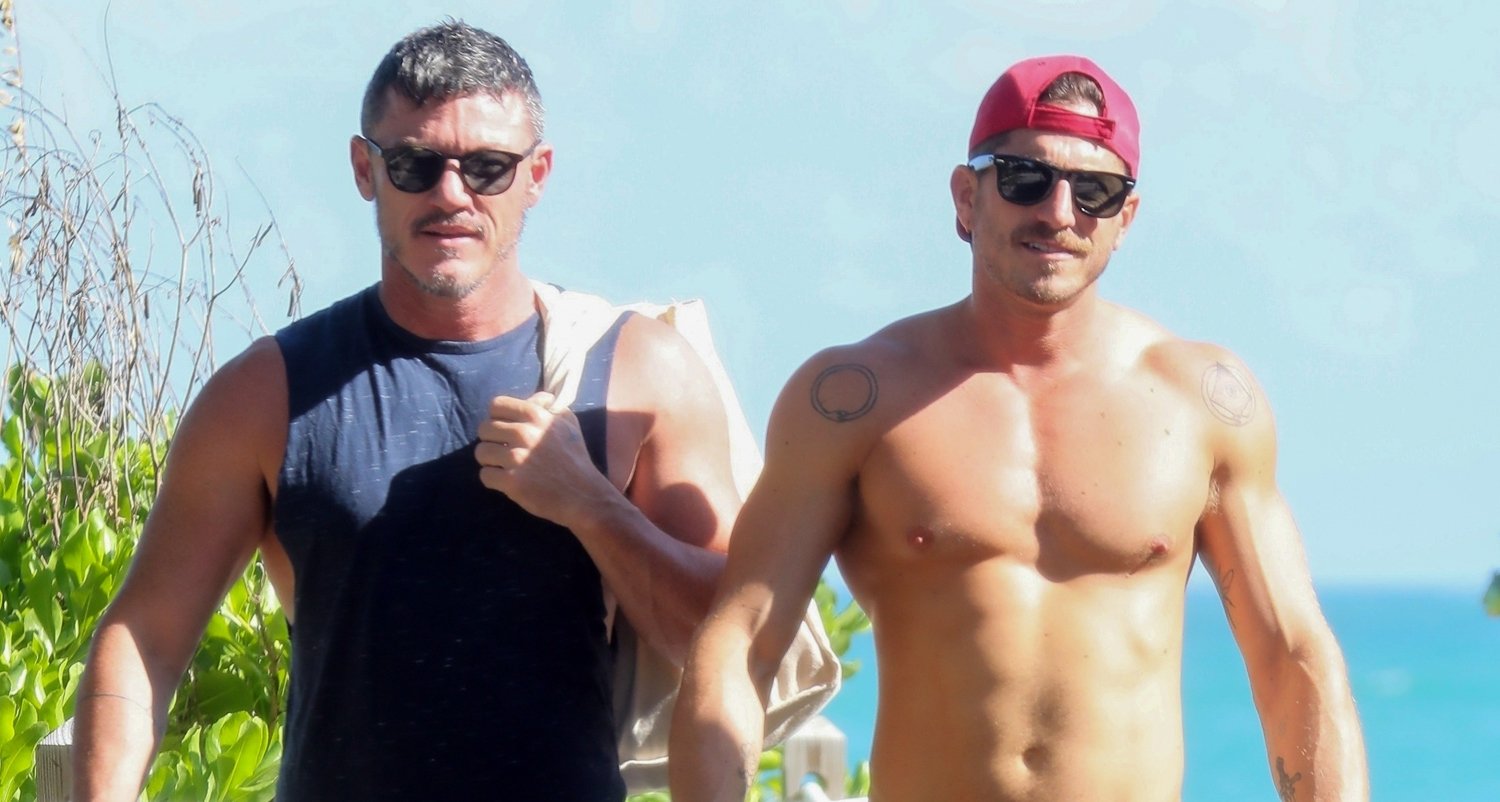 Luke Evans Hits the Beach with Rumored Boyfriend Rafael Olarra | Luke ...