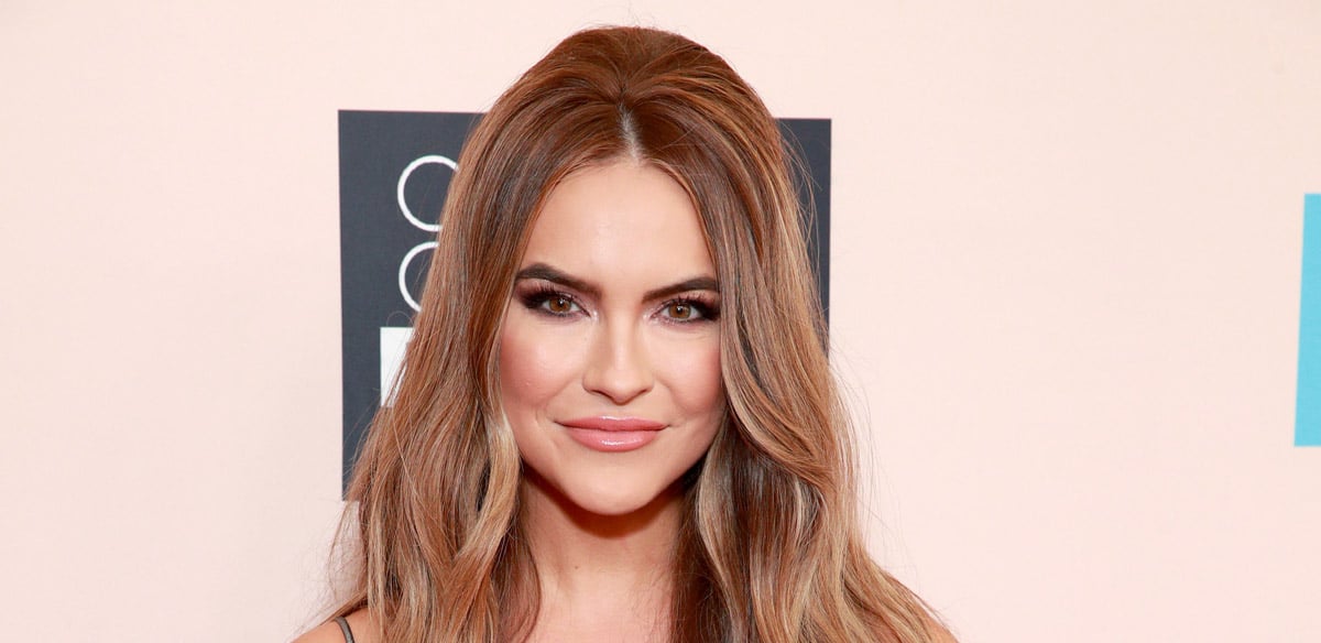 Chrishell Stause’s Mom Has 1-2 Months to Live, Diagnosed with Same ...