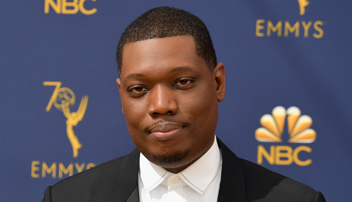 SNL’s Michael Che Reveals His Grandmother Died from Coronavirus, Shares ...