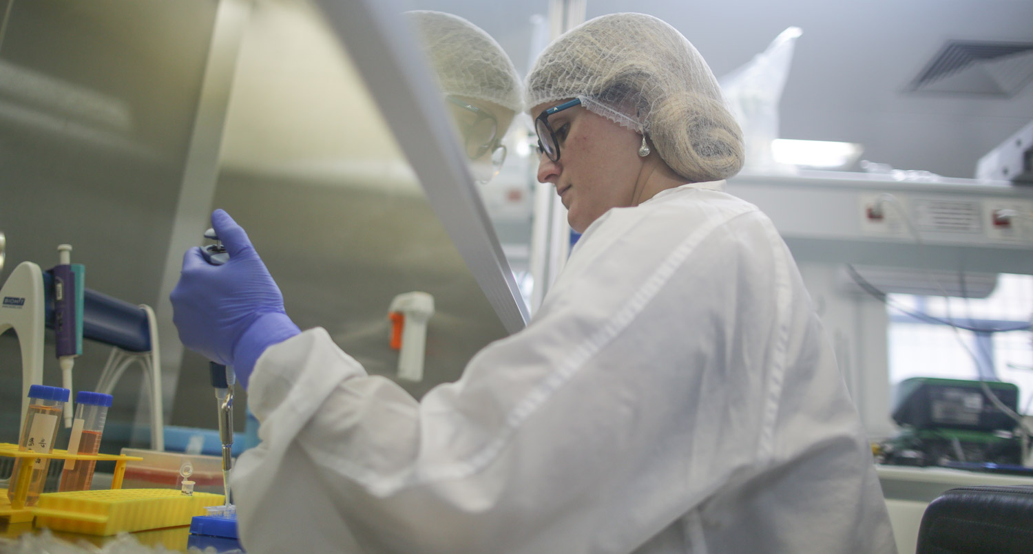 Woman Names Newborn Twins ‘Corona’ & ‘Covid’ While in Lockdown ...