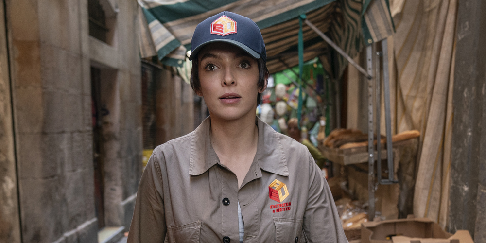 Jodie Comer Reveals That Villanelle is ‘Having A Complete Identity ...