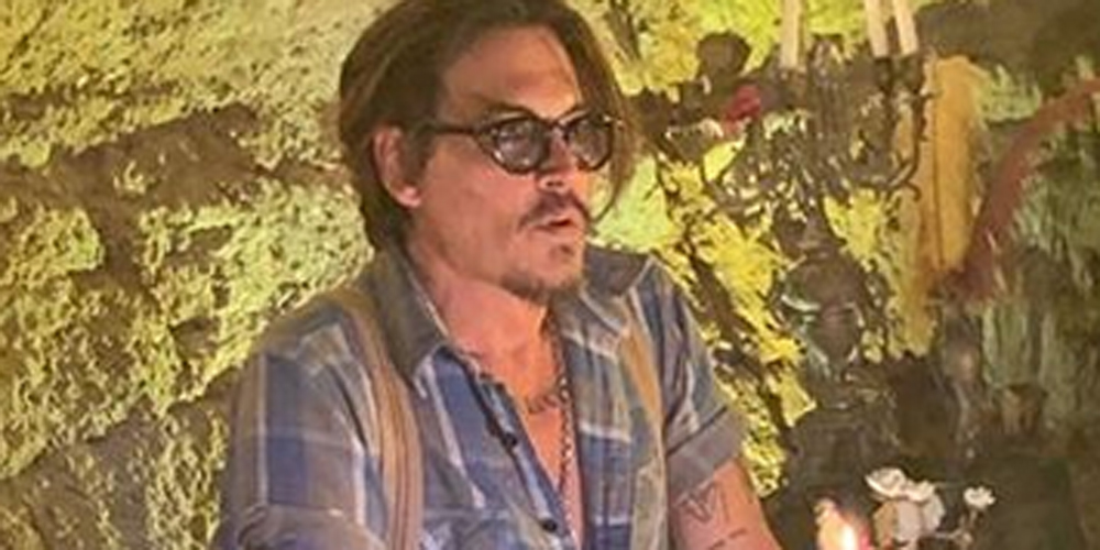 Johnny Depp Makes Instagram Debut – See His First Post! | Instagram ...