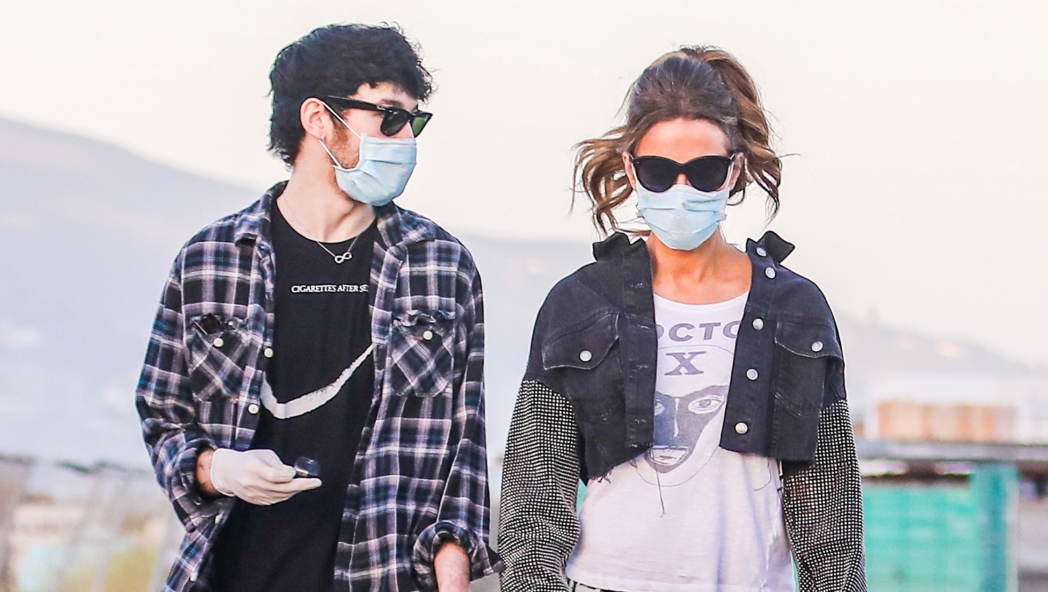 Kate Beckinsale Goes For a Sunset Walk with Boyfriend Goody Grace ...