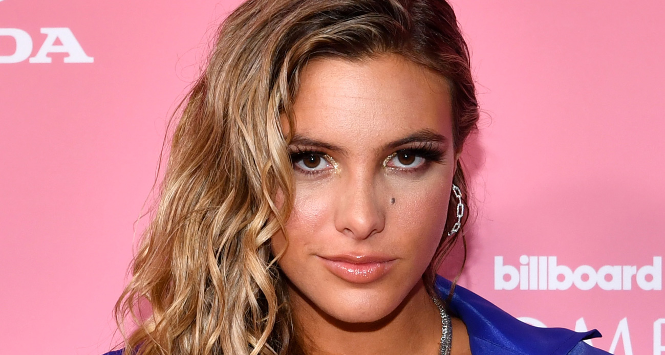 YouTuber Lele Pons Found Out Her Dad Is Gay When She Saw Him ‘Sleeping ...