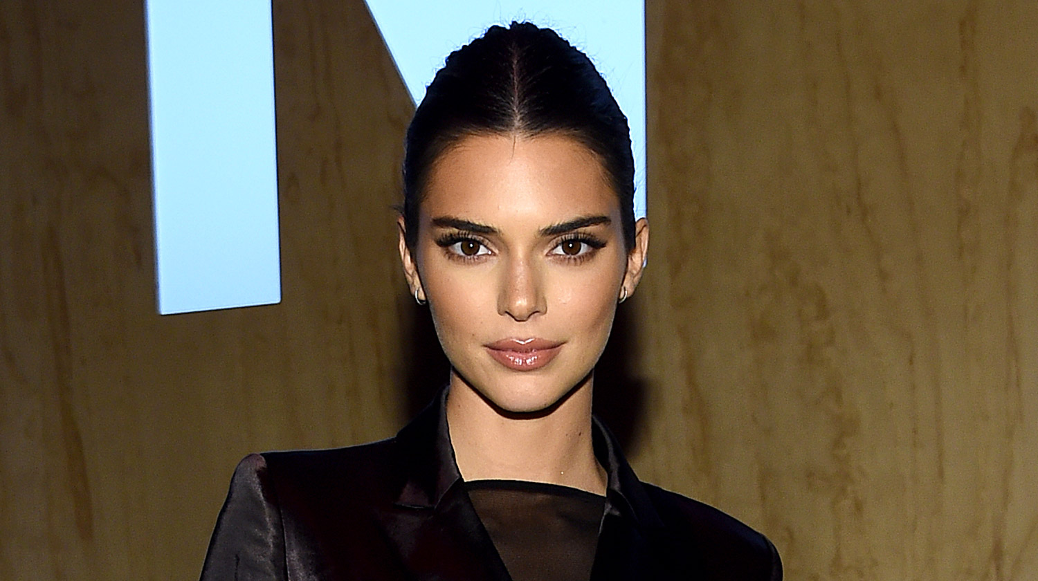 Kendall Jenner’s Pepsi Protest Commercial Is Being Recreated at BLM ...