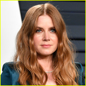 Amy Adams to Play Woman Convinced She’s Turning Into a Dog | Amy Adams ...