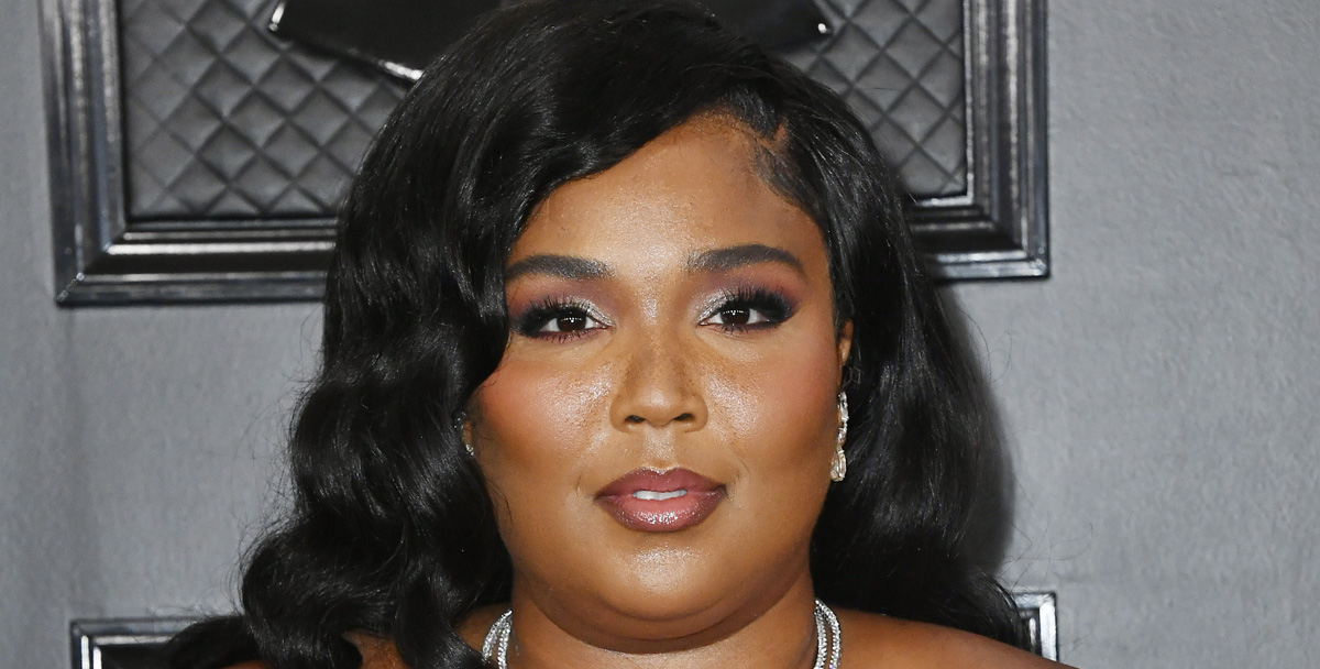 Lizzo Calls Out the Landlord Who Kicked Her Out of Her Rental Home Days ...