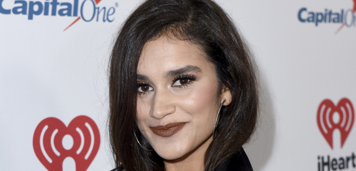 Bachelor Nation’s Taylor Nolan Reveals She’s Exploring ‘Poly-Type ...