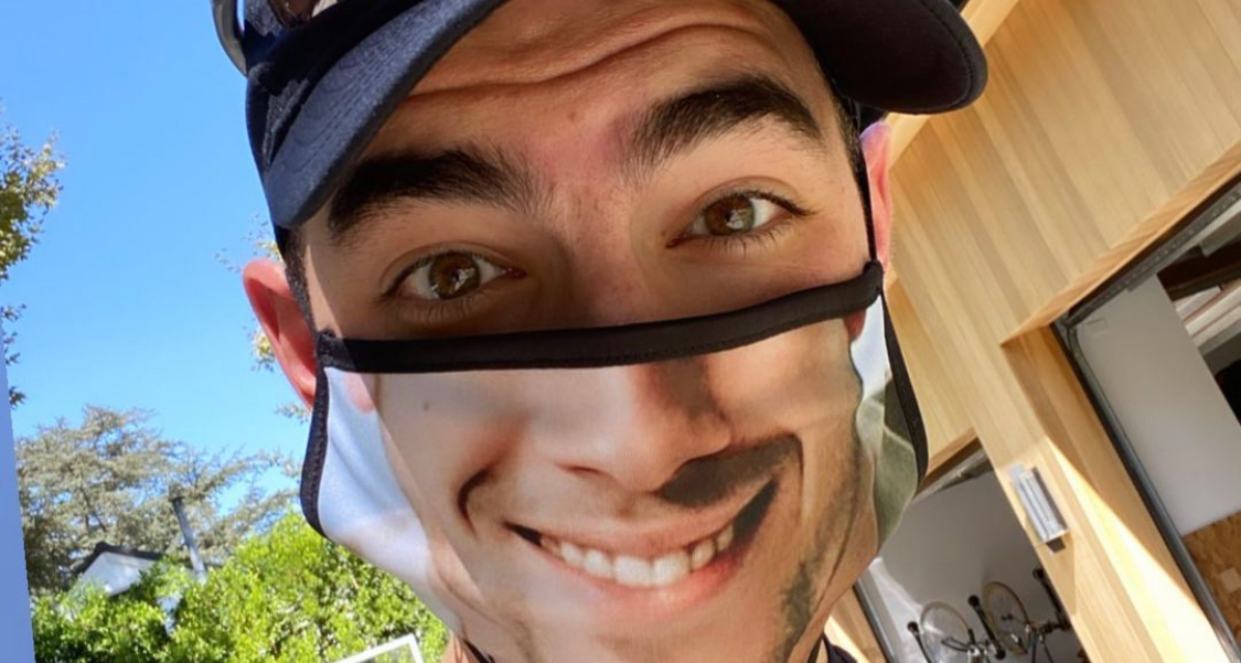 Joe Jonas Wears Face Mask of Brother Nick Jonas’ Smile! | Joe Jonas ...