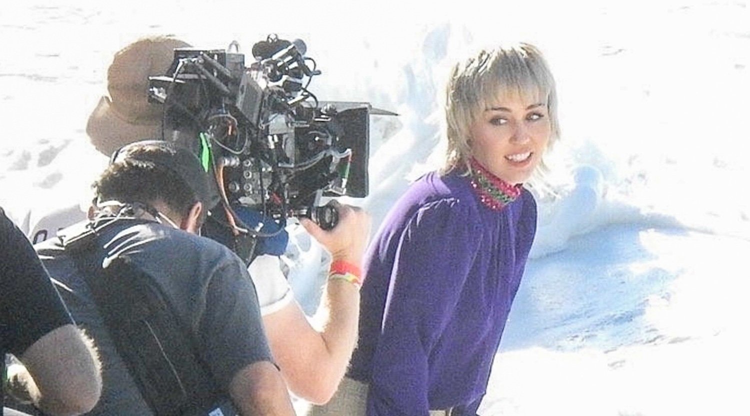 Miley Cyrus Films New Video at the Beach in Malibu! | Miley Cyrus ...