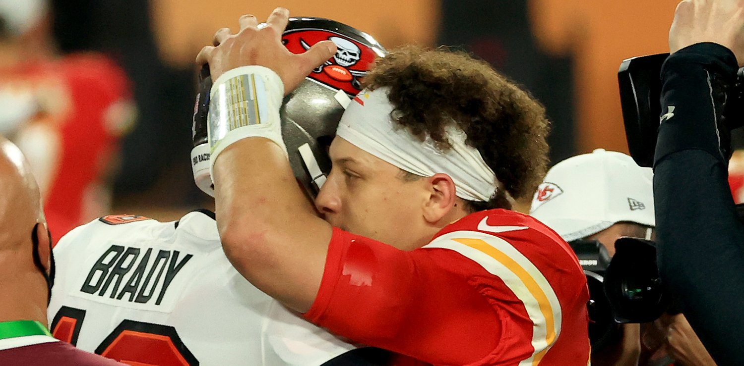Tom Brady & Patrick Mahomes Share a Hug After Super Bowl 2021 | 2021 ...
