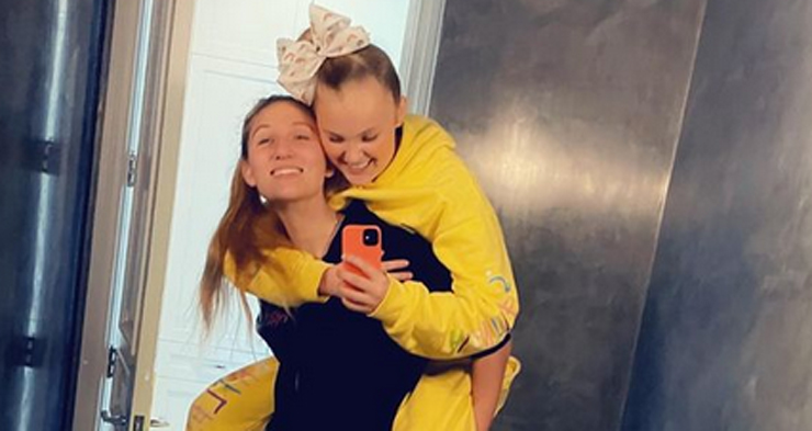 JoJo Siwa Shares Sweet Post Celebrating First Valentine’s Day with ...