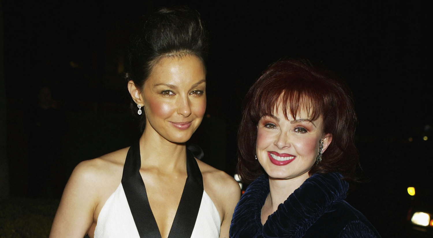 Ashley Judd’s Mom Naomi Judd Gives Update on Her Condition After Leg ...