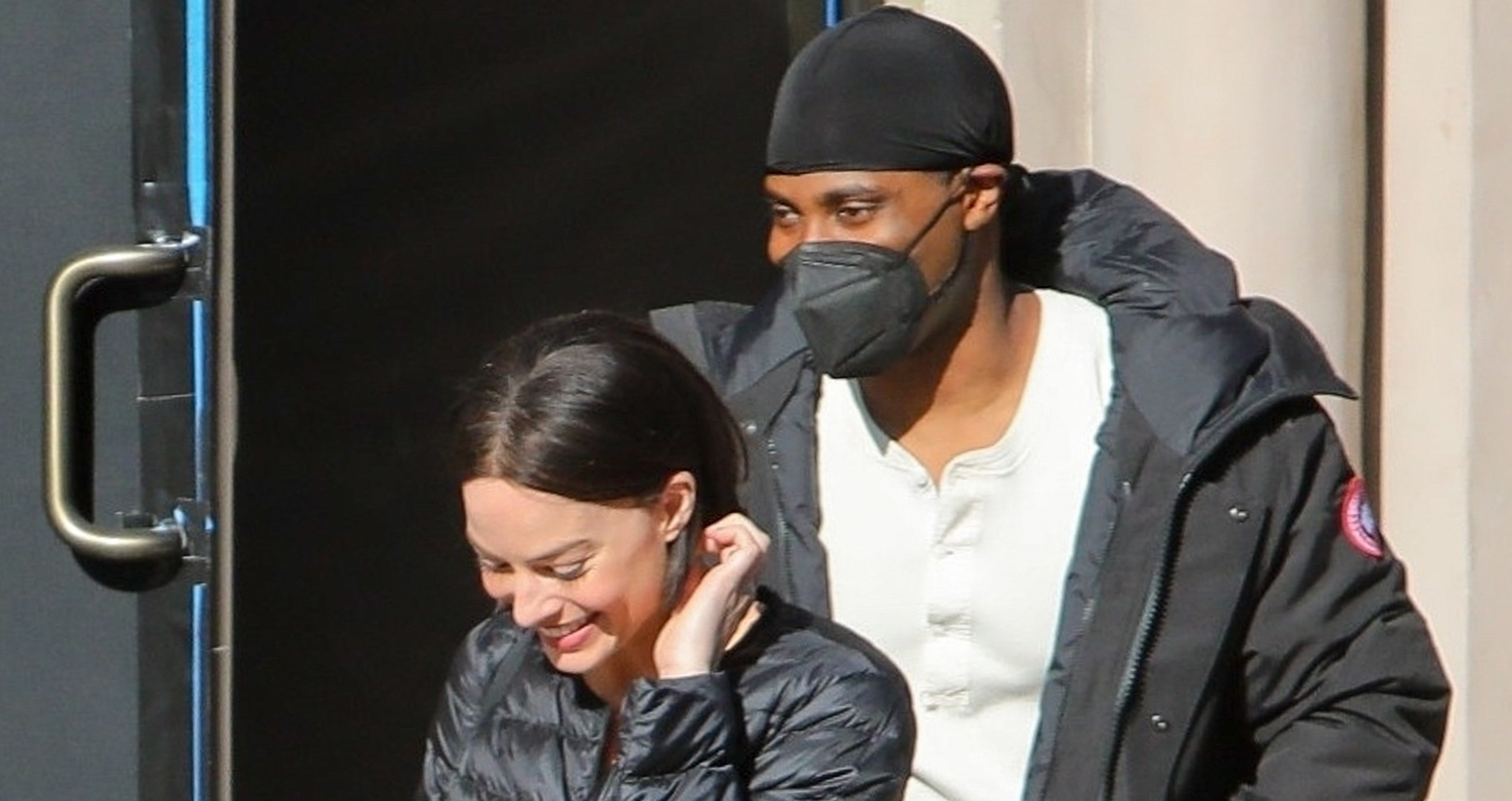 Margot Robbie & John David Washington Arrive on Set for Their Upcoming ...