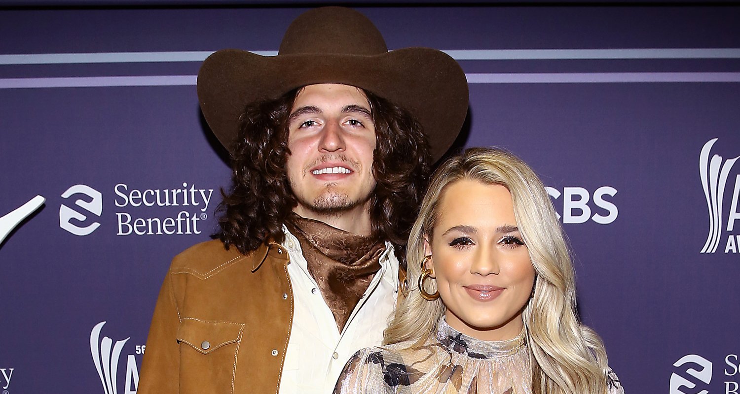 Gabby Barrett & Cade Foehner Couple Up for ACM Awards 2021 Months After Welcoming Daughter ...