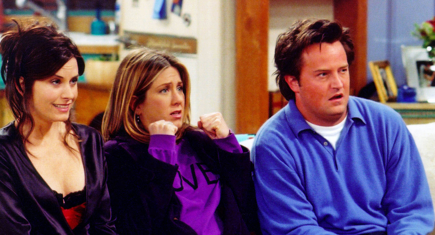 Matthew Perry Posts First Photo from ‘Friends’ Reunion Taping ...