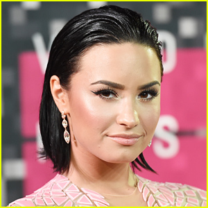 Demi Lovato Comes Out as Non-Binary, Announces Pronouns Are They/Them ...