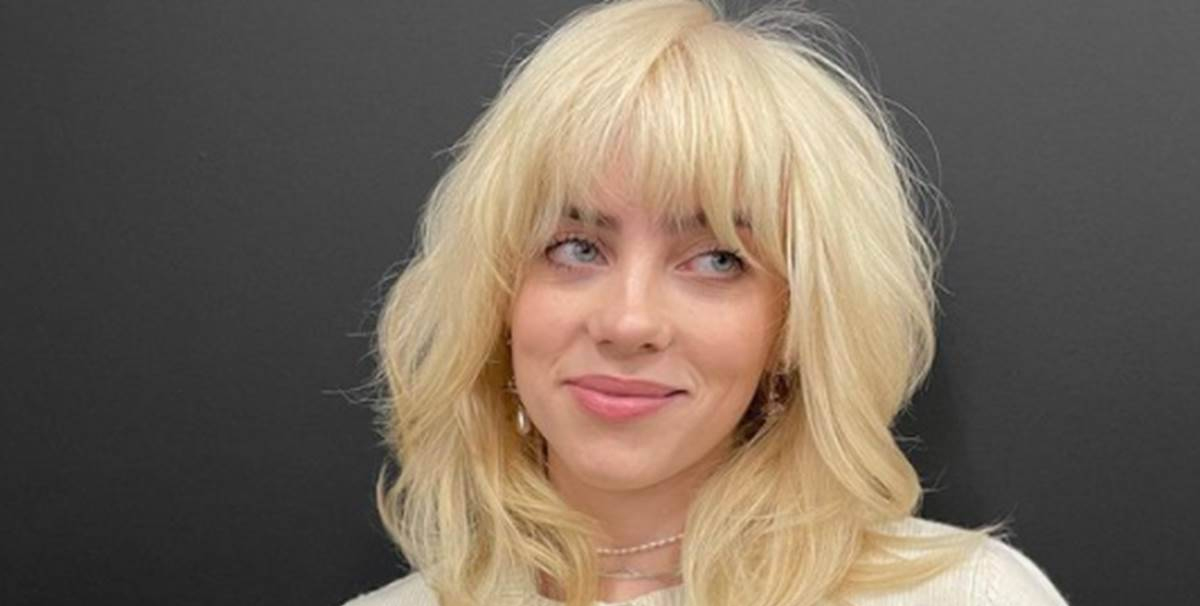 Billie Eilish Spotted Enjoying Day at Disneyland with Boyfriend Matthew ...