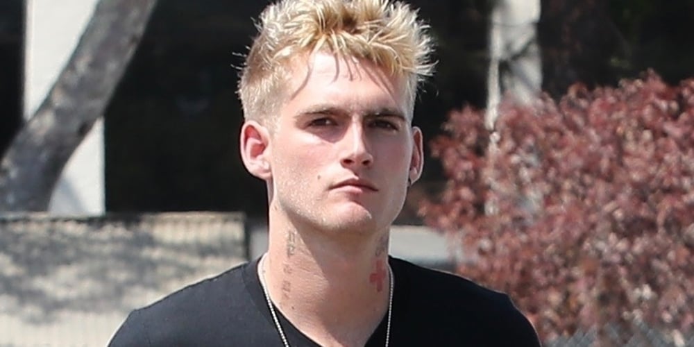 Presley Gerber Appears to Be Removing His ‘Misunderstood’ Face Tattoo ...