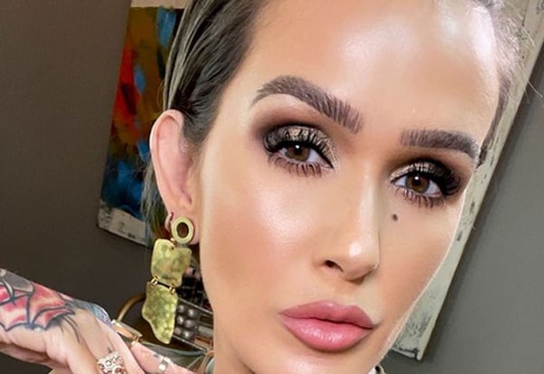 Mel Thompson Dead – YouTube Star Dies at 35 | Mel Thompson, RIP ...