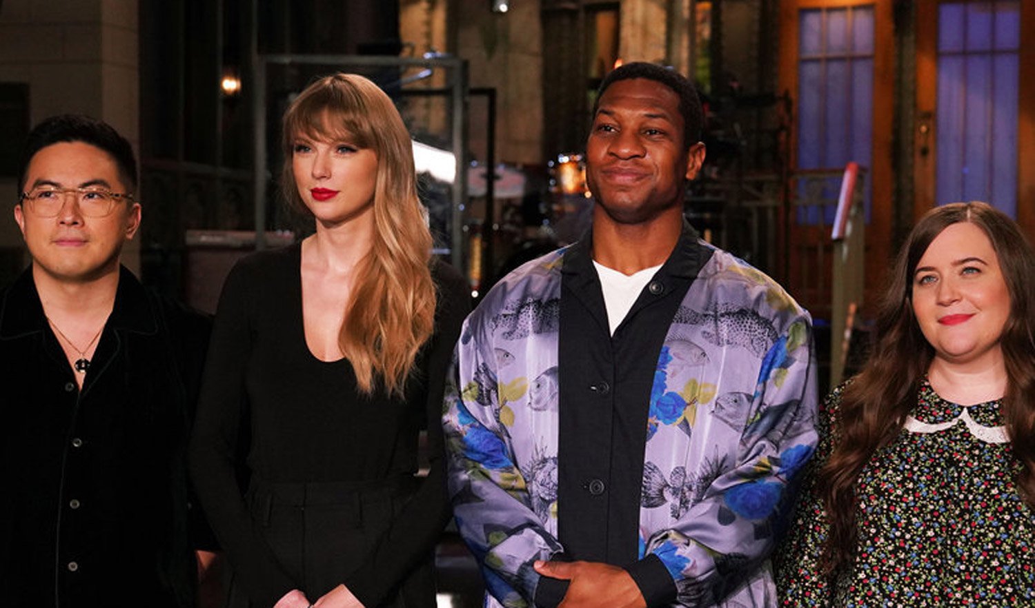 Taylor Swift Reveals What She’s Singing on ‘SNL,’ Plus Watch Her Promo ...