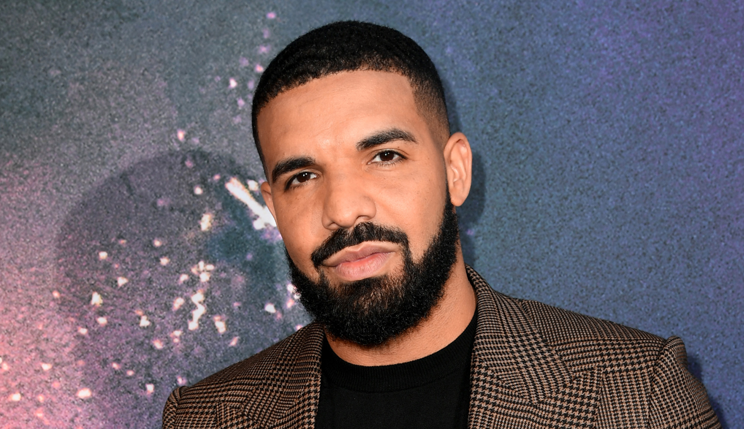 Drake Shares Adorable Christmas Eve Video with His Son Adonis | 2021 ...