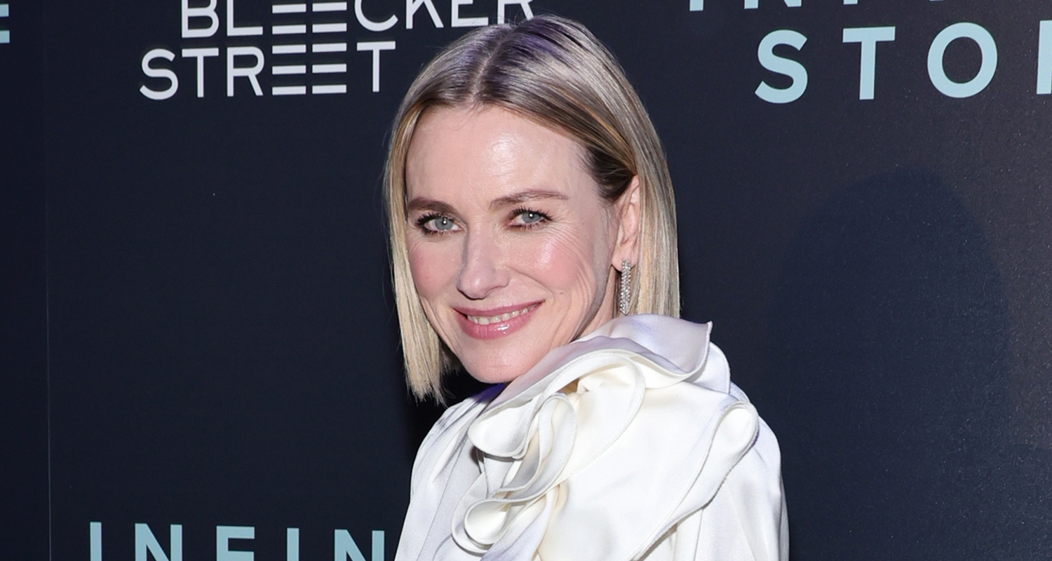 Naomi Watts is All Smiles at the Premiere of Her New Movie ‘Infinite ...