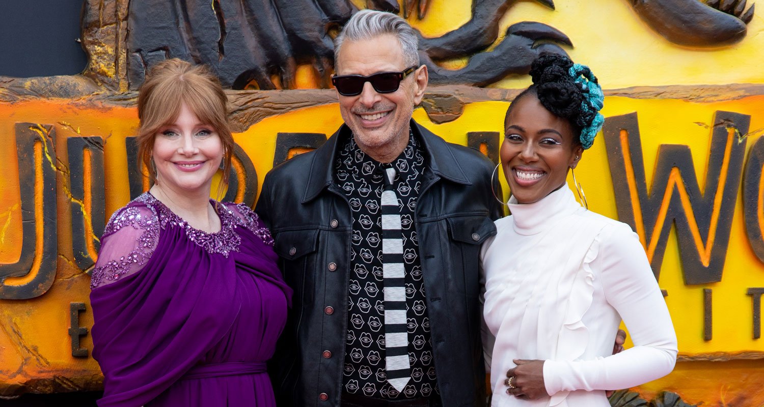 Bryce Dallas Howard Joins Jeff Goldblum & DeWanda Wise at ‘Jurassic ...